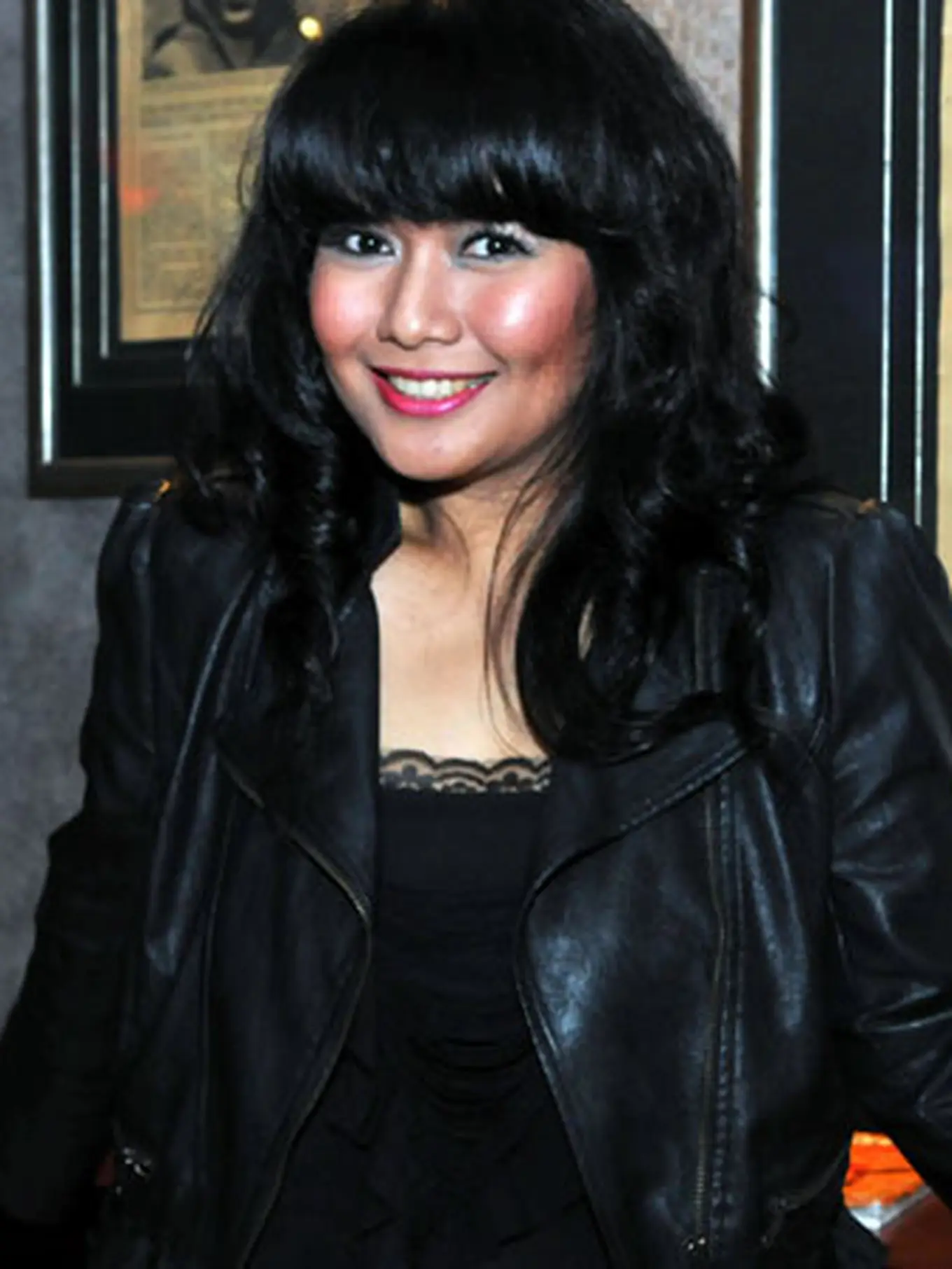 Duka Dea Mirella dan Roy Hasby Ditinggal Jabang Bayi - Entertainment ...