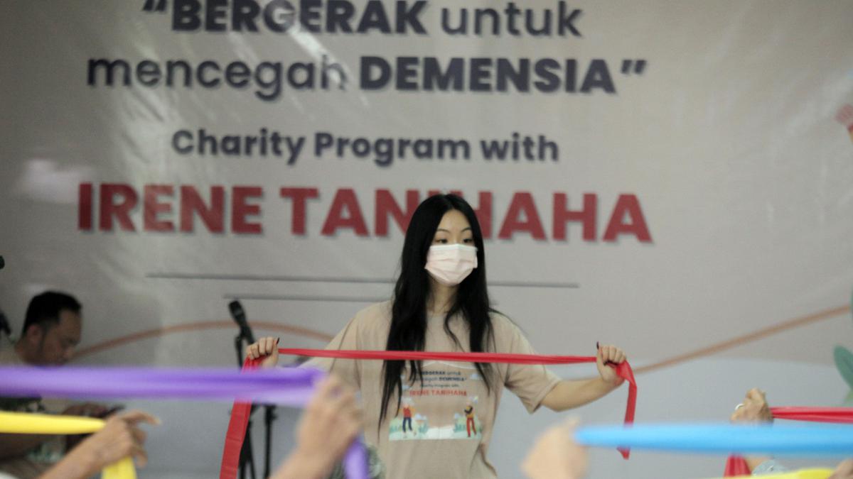 Irene Tanihaha Peraih MURI Sumbang Lagu dan Ajak Warga Binaan Sosial ...