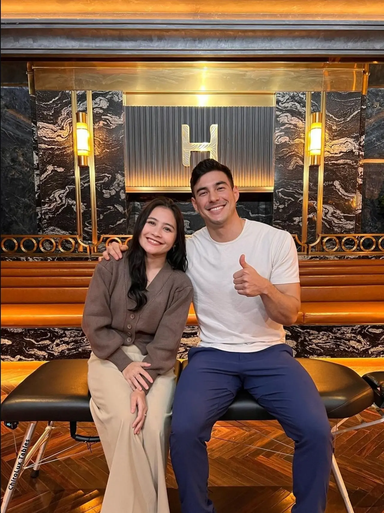 7 Potret Artis Pernah Coba 'Dikretek' Tyler Bigenho, Prilly Malah ...