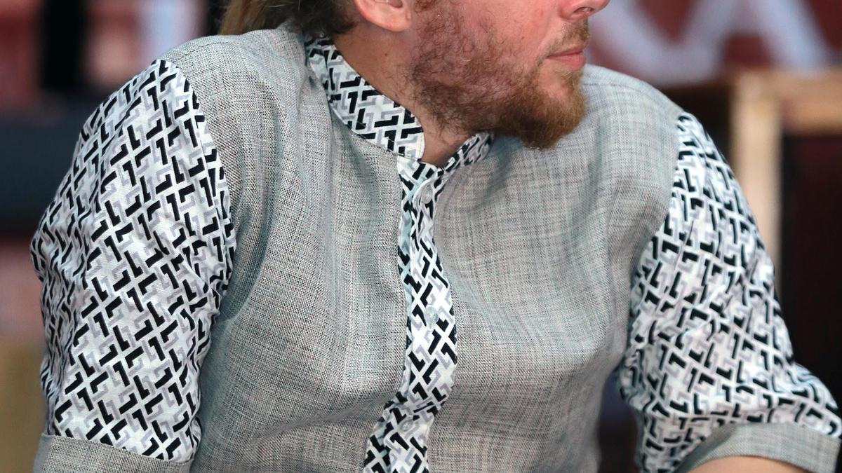 Gandeng Lea Elfara, Mustafa Debu Garap Single Religi - Entertainment ...