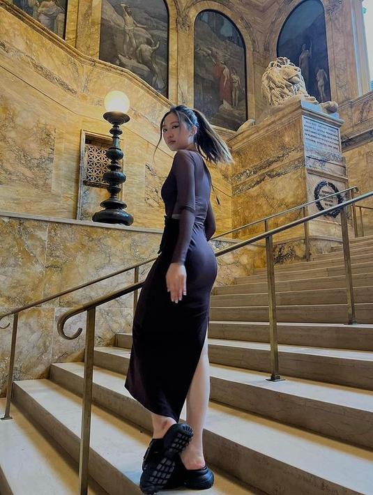 Paras Memesona Jasmine, Putri Donnie Yen yang Cantik dan Berbakat ...