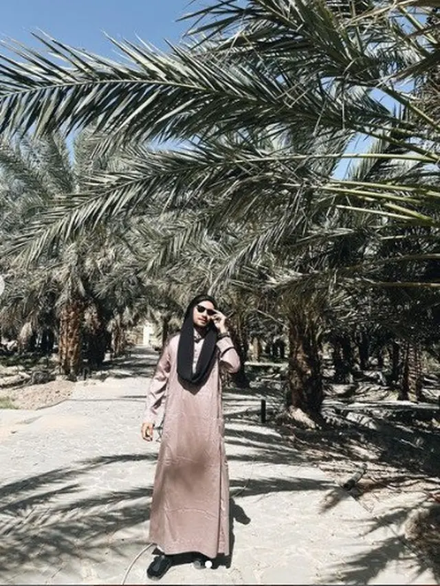 6 Potret Refal Hady Umrah di Bulan Syawal: Bersyukur Bisa Pergi Bareng ...