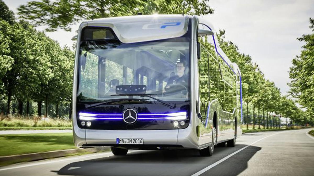 Bus Mercedes-Benz Bisa Beroperasi Tanpa Sopir - Otomotif Liputan6.com