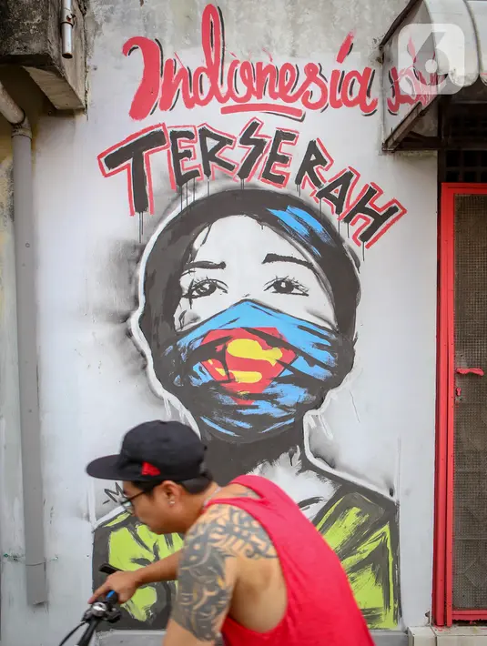 FOTO: Sindiran Indonesia Terserah Melalui Mural - Foto Liputan6.com