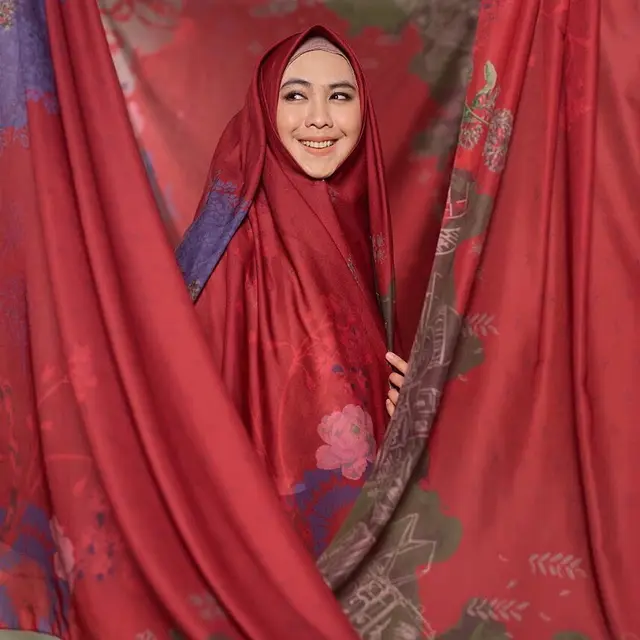 Ayah Oki Setiana Dewi dan Ria Ricis Meninggal Dunia - ShowBiz Liputan6.com