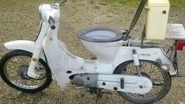 Kumpulan Potret Modifikasi Jok Motor yang Bikin Repot Diri Sendiri ...