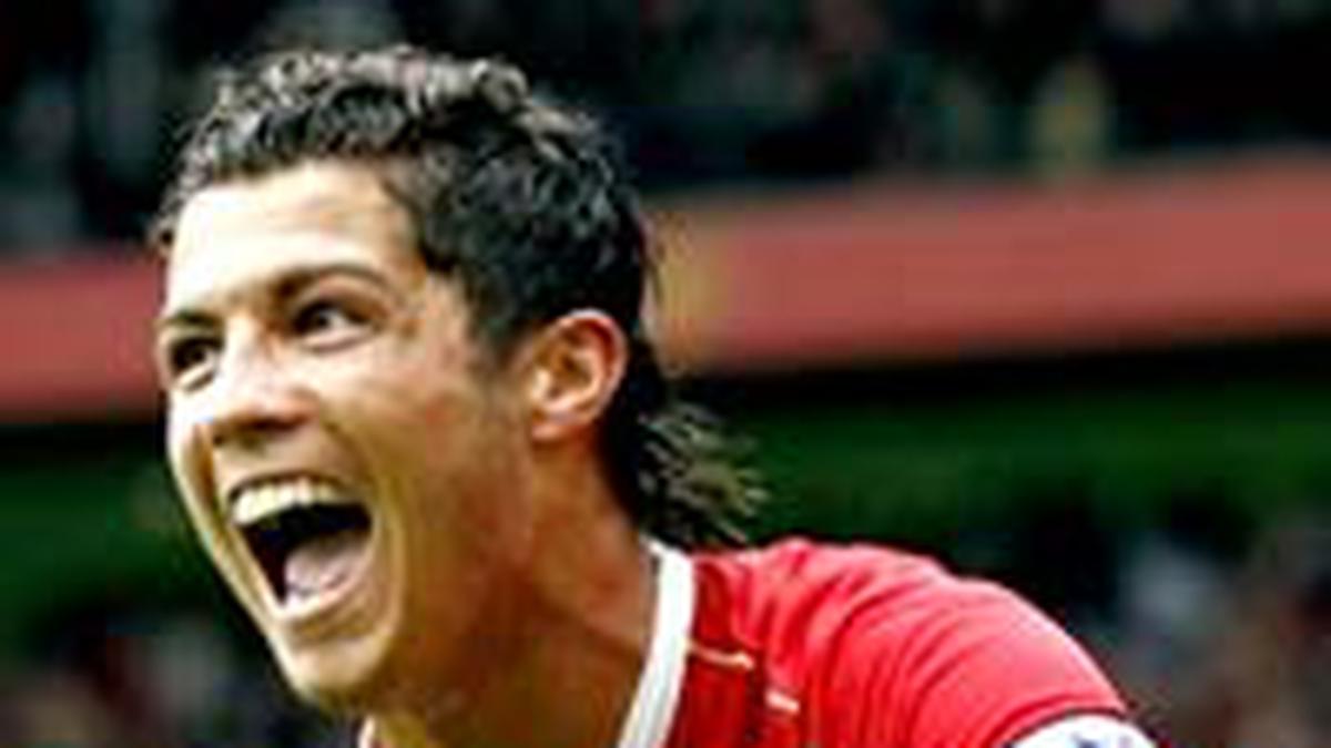 Ronaldo: Treble, Kenapa Tidak?