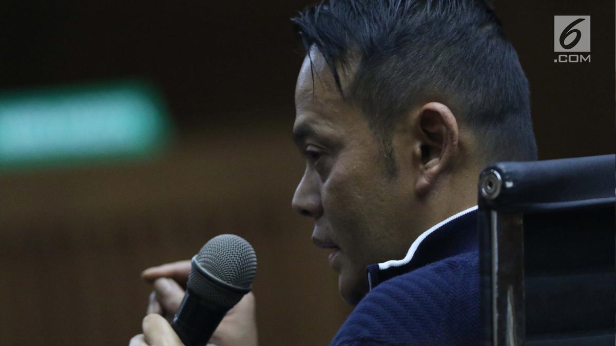 FOTO: Fahmi Darmawansyah Bersaksi di Sidang Suap Bakamla - Foto Liputan6.com