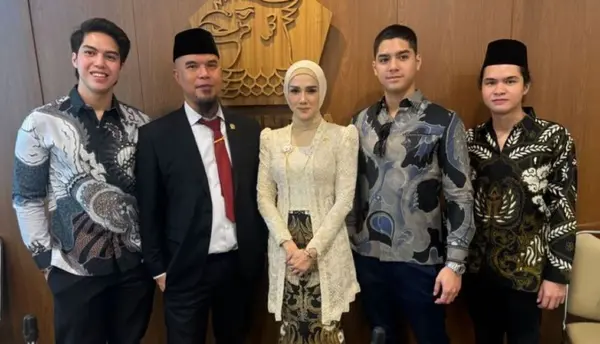 6 Lagu Karya Irianti Erningpraja Ini Jadi Hit Besar, Dinyanyikan Vina ...