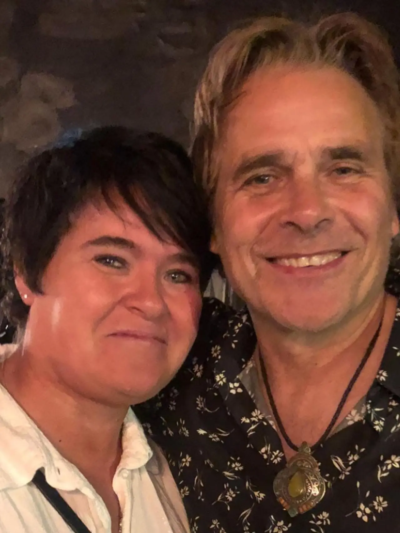 Potret Terbaru Mike Tramp, Suami Ayu Azhari yang Masih Aktif Jadi ...