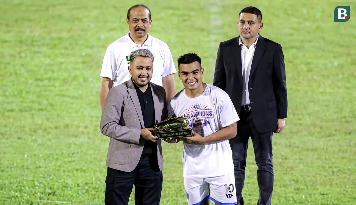 Foto Gelar Sempurna Untuk Alexsandro Jadi Pemain Terbaik Hingga Juara