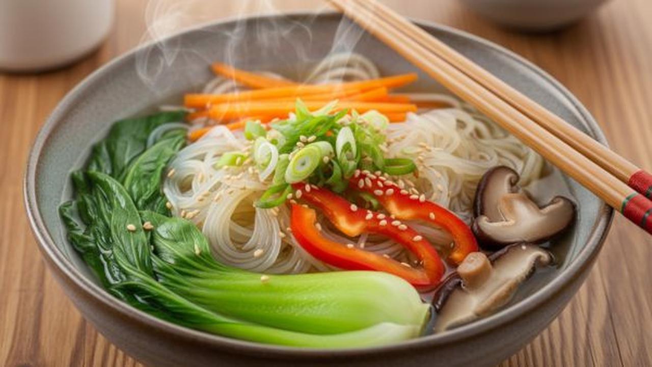 Cara Masak Mie Kuah Sehat Tanpa Kompor, Solusi Praktis dan Bergizi