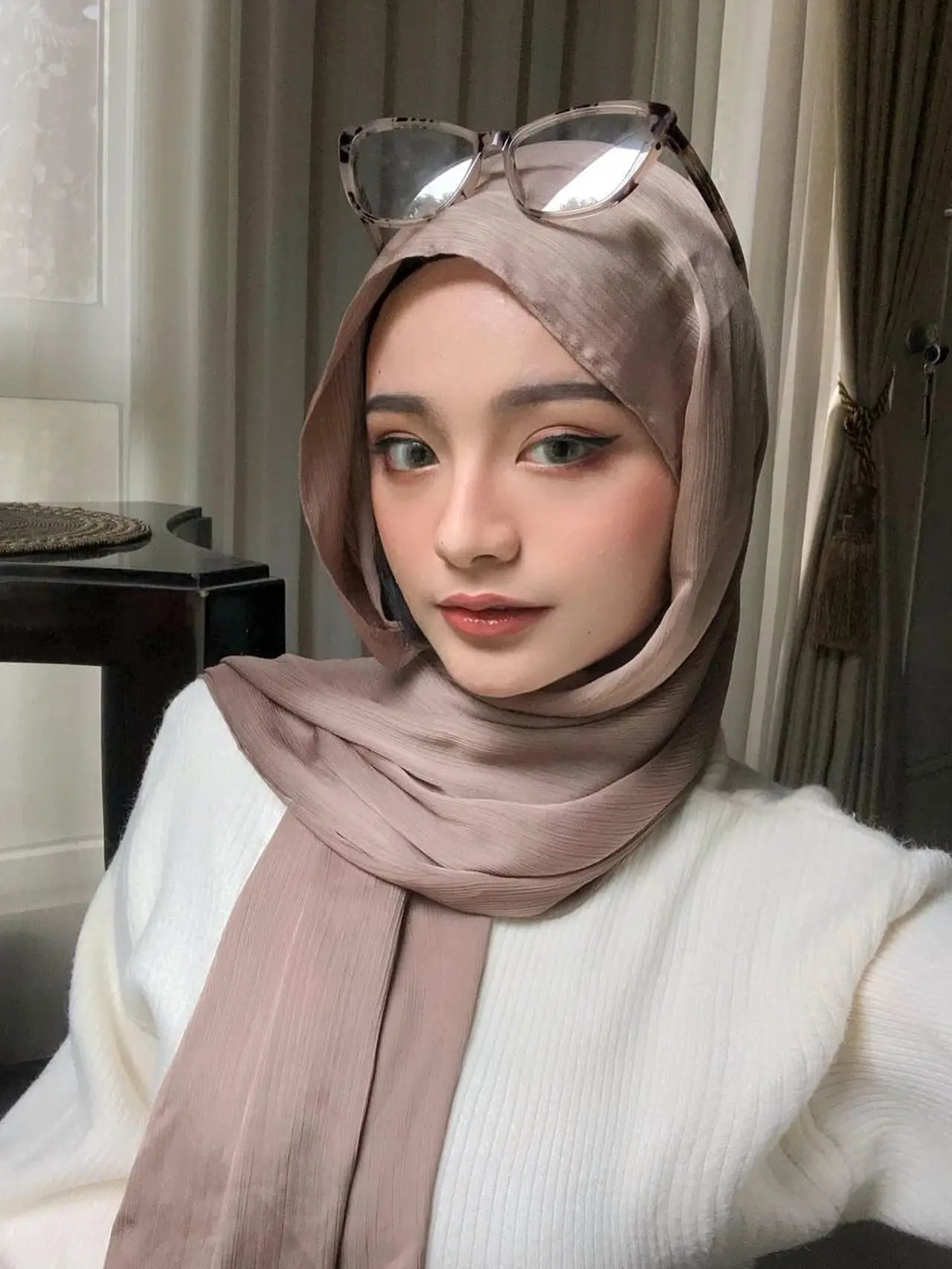 7 Model Hijab Pashmina yang Lagi Tren di 2025, Anti Ribet dan Stylish - Hot Liputan6.com