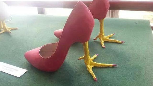 6 Kreasi Unik Sepatu Hak Tinggi dengan Desain Tak Biasa, Kocak - Hot ...