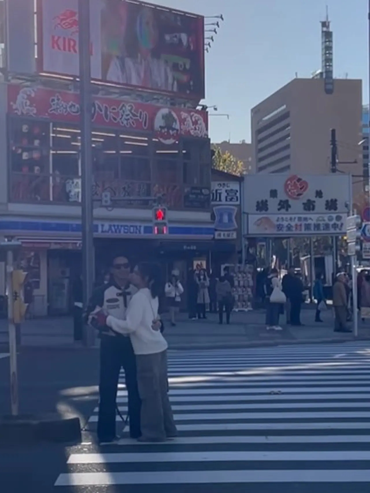 Sederet Potret Romantis Jefri Nichol dan Maria Theodore saat Liburan di ...