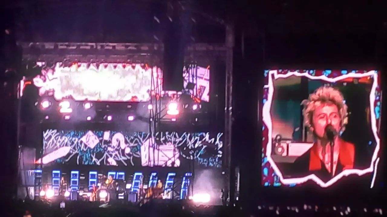 Konser Green Day di Ancol Bikin Fans Indonesia Merinding, Billie Joe ...