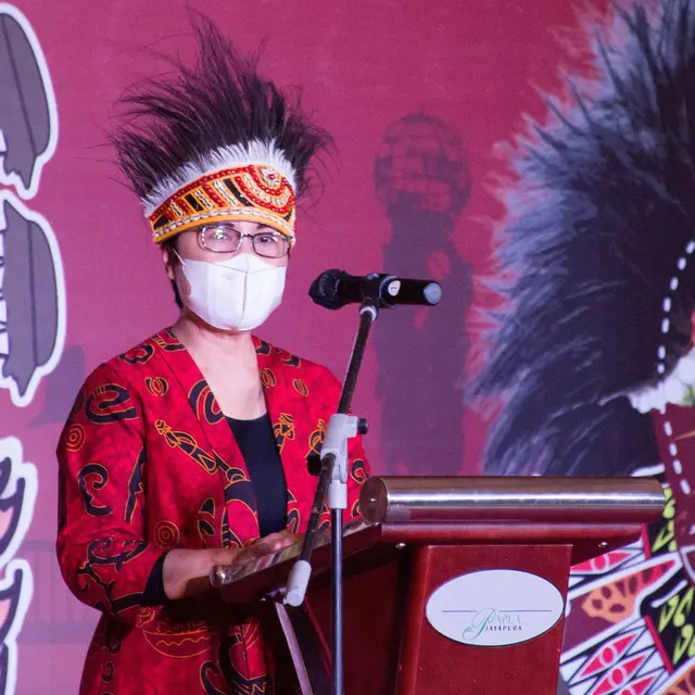 Venusiana, Putri Papua yang Bertekad Kembangkan Kreativitas Negeri ...