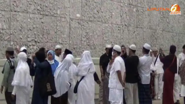 [VIDEO] Jamaah Haji Siap Lempar Jumroh di Mina Pada 10 Dzulhijjah ...