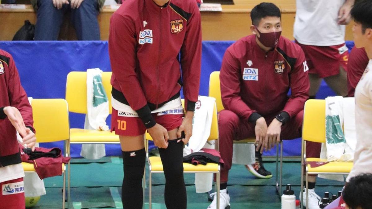 Rivan Nurmulki Debut di Liga Voli Jepang, Situs V.League Sempat Down - Bola Liputan6.com