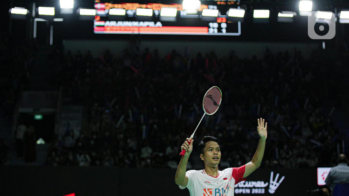 FOTO: Anthony Ginting Melaju ke Perempat Final Indonesia Open 2022 - Foto Liputan6.com