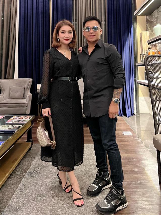 Selebgram Umi Kalsum Panjatkan Doa Bisa Menikah dengan Paranormal ...
