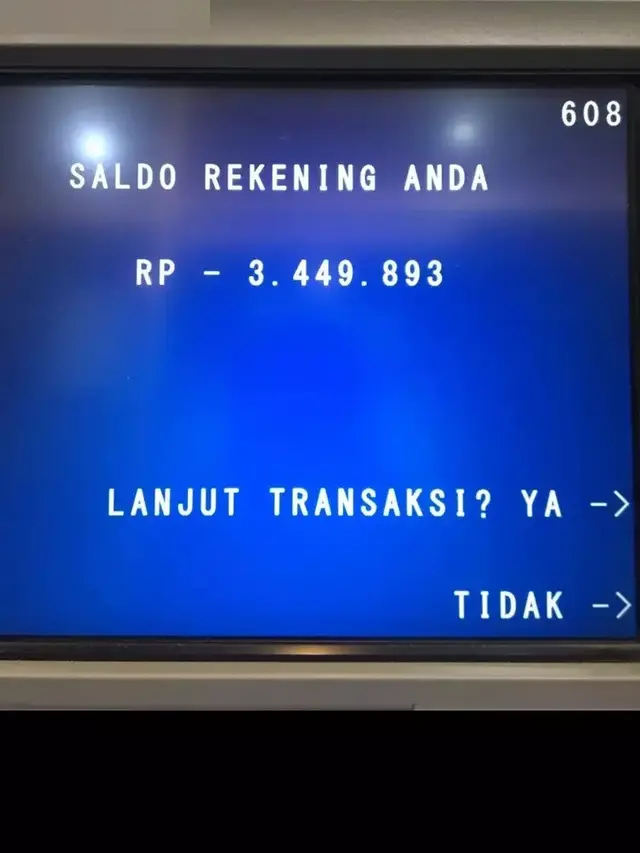 6 Potret Orang Pamer Saldo ATM Minus Ini Bikin Elus Dada - Hot Liputan6.com