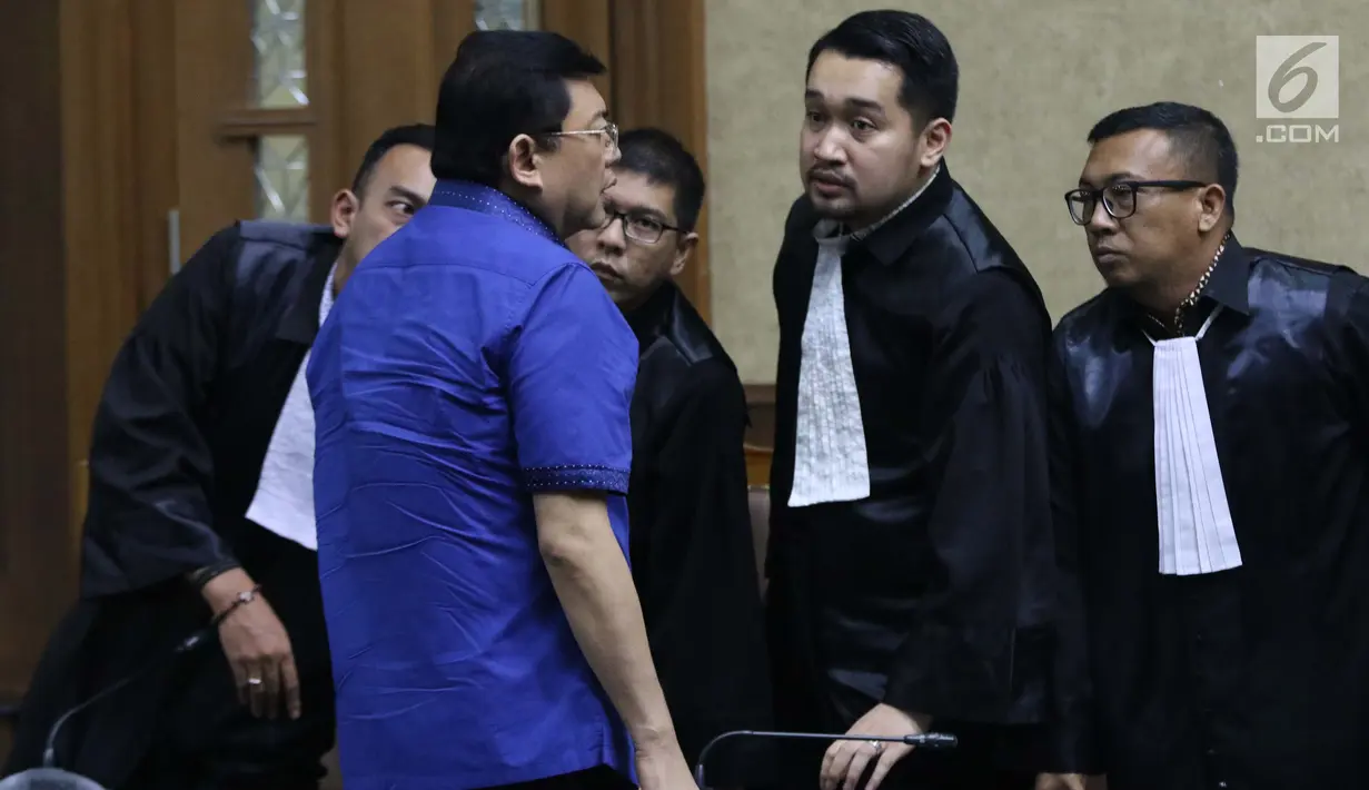 FOTO: Terbukti Bersalah Merintangi Penyidikan KPK, Advokat Lucas ...