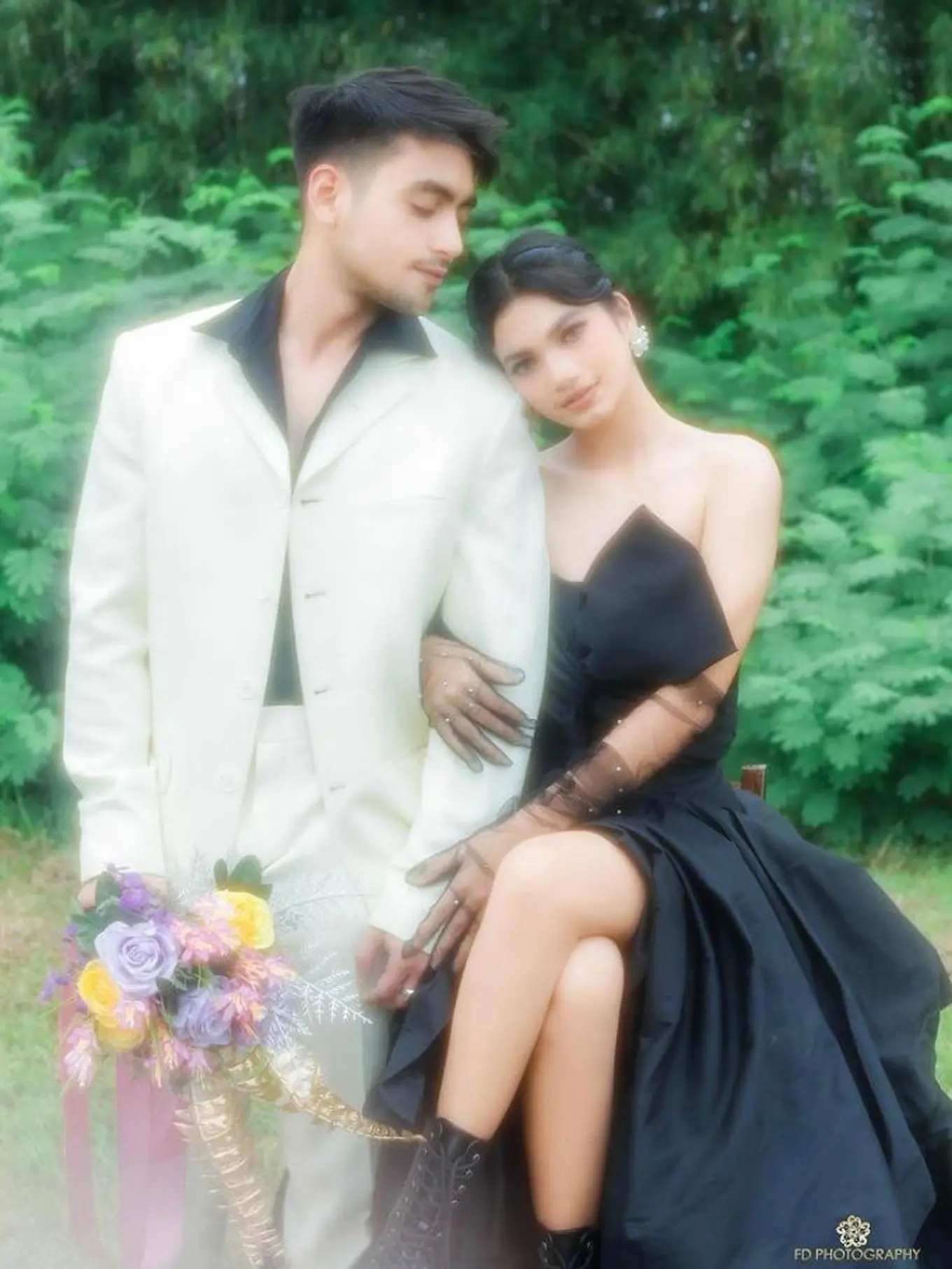 Bak Prewedding, Intip 9 Gaya Kompak Pemotretan Ratu Sofya dan Vladimir ...