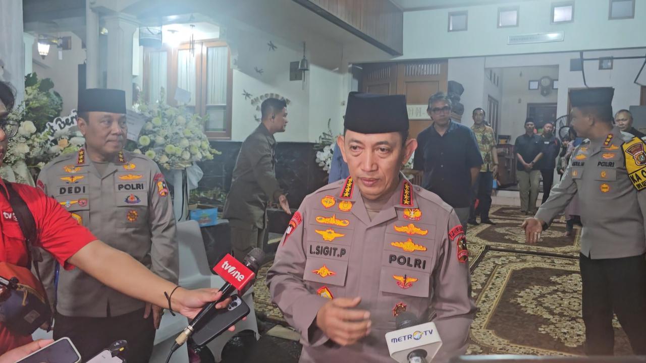 Kapolri Listyo Sigit Kenang Nasehat hingga Keteladanan Meriyati Hoegeng