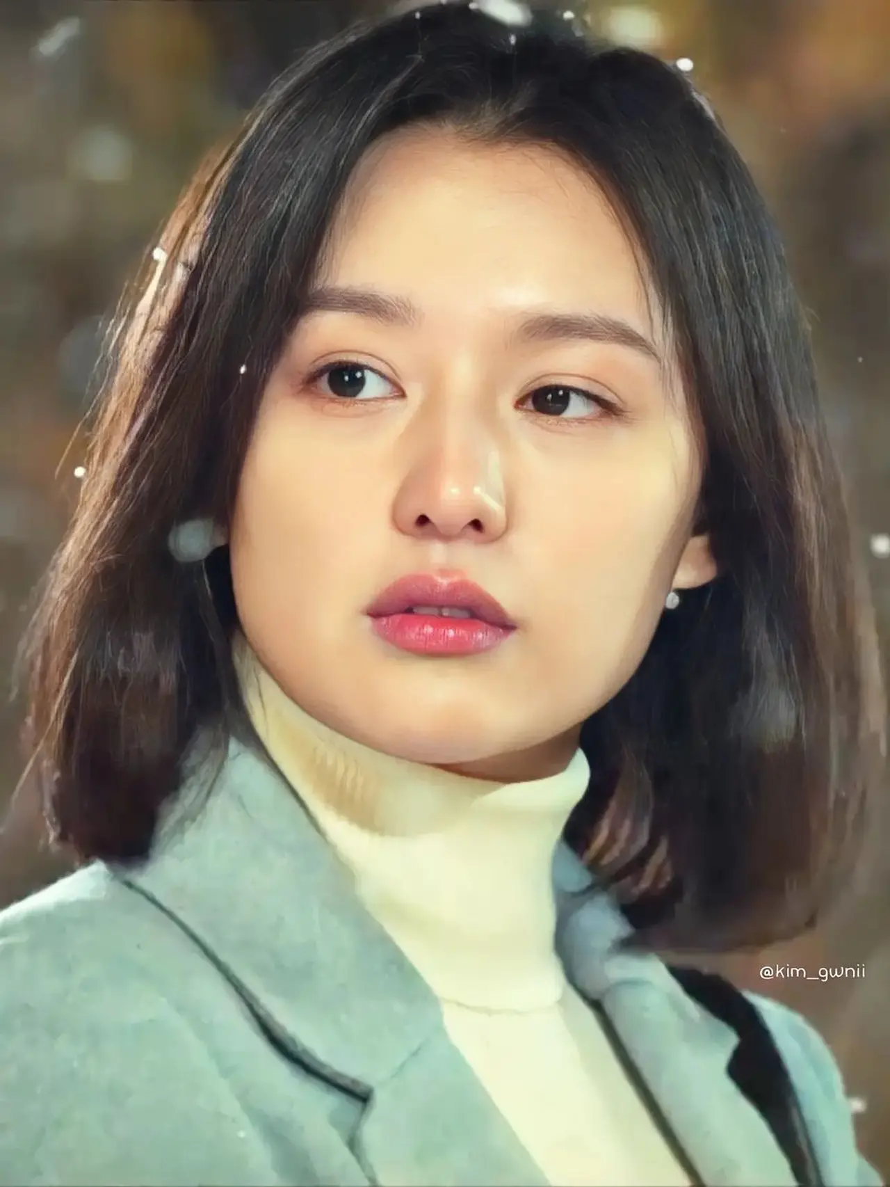 Lihat Penampilan Beda Kim Ji Won Perankan Beragam Karakter dalam Serial ...