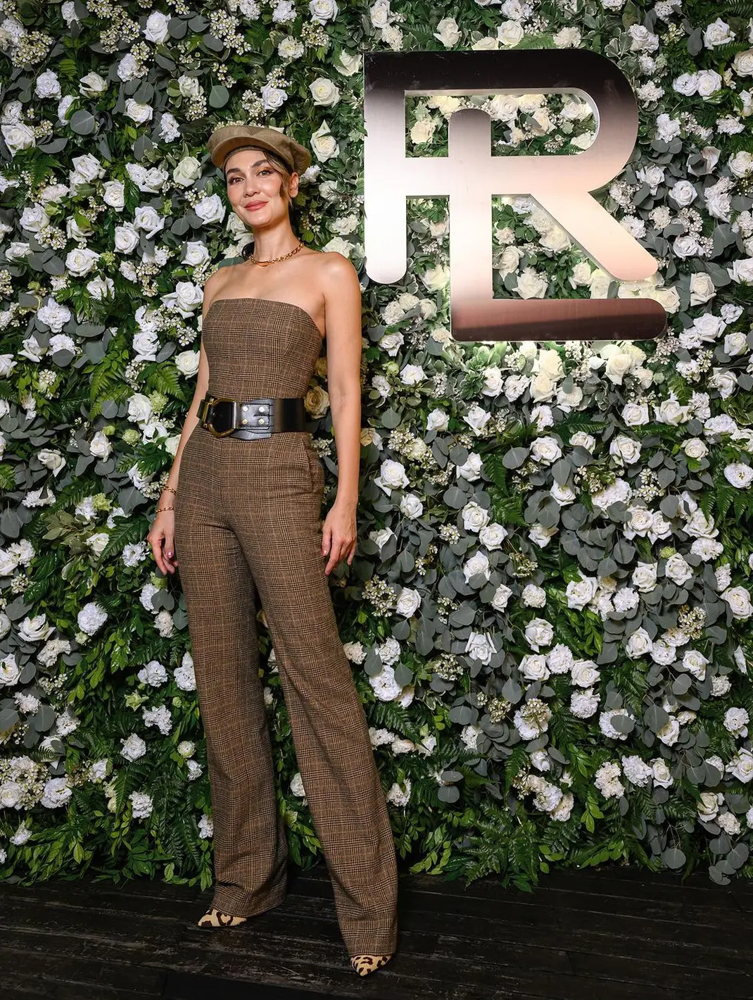 6 Potret Body Ramping Luna Maya di Usia 40 Tahun Saat Hadiri Acara ...