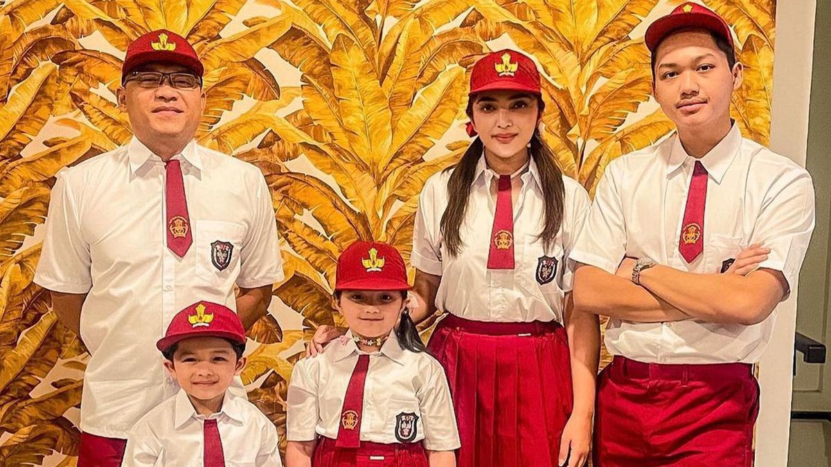 Ashanty - Anang Hermansyah Dandan Jadi Anak SD Menyambut HUT ke-76 RI ...