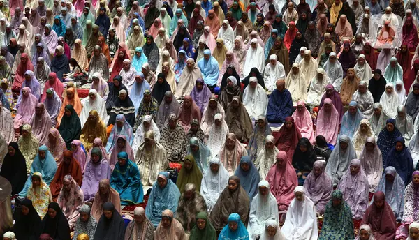 Fake Artinya Apa? Ini Penjelasan dan Contoh Penggunaannya - Hot ...