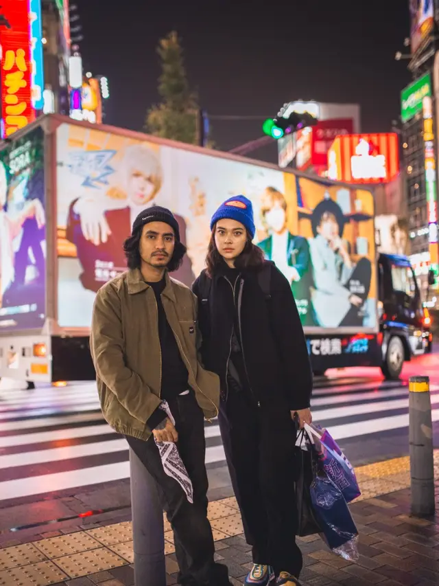 Alya Putri, Selebgram Gemar Traveling yang Pernah Jadi Pramugari ...