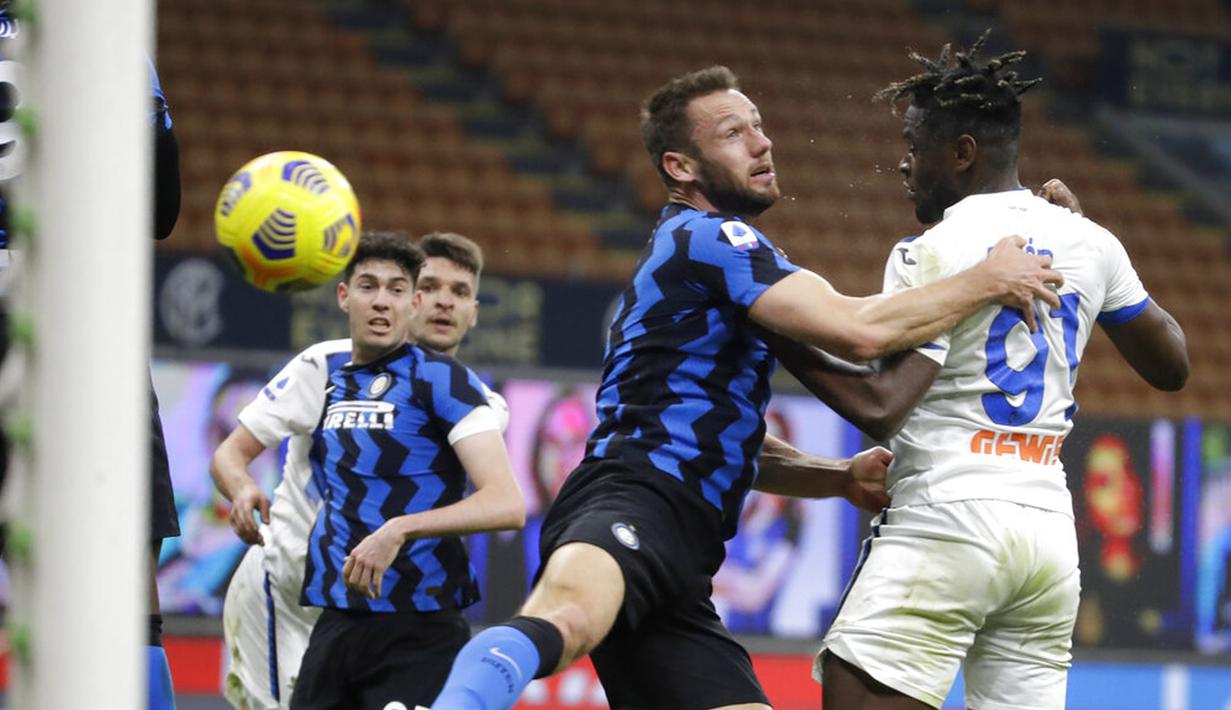 FOTO: Skriniar Bawa Inter Milan Taklukkan Atalanta di San Siro - Foto ...