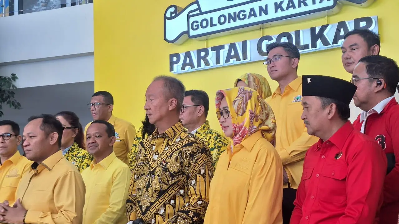 Airin Datangi Partai Golkar Didampingi Ade Sumardi Usai Diusung PDIP di Pilgub Banten - News ...