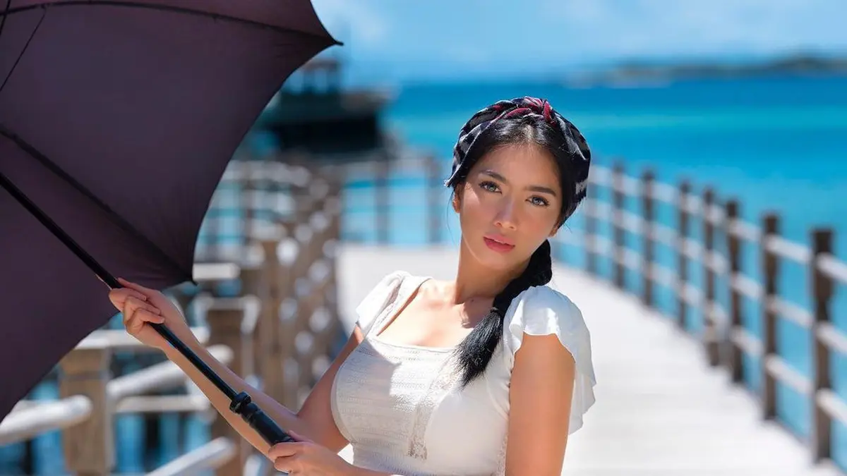 Sudah Lama Bercerai, Angel Karamoy dan Mantan Suami Tetap Kompak untuk Urus Buah Hati ...