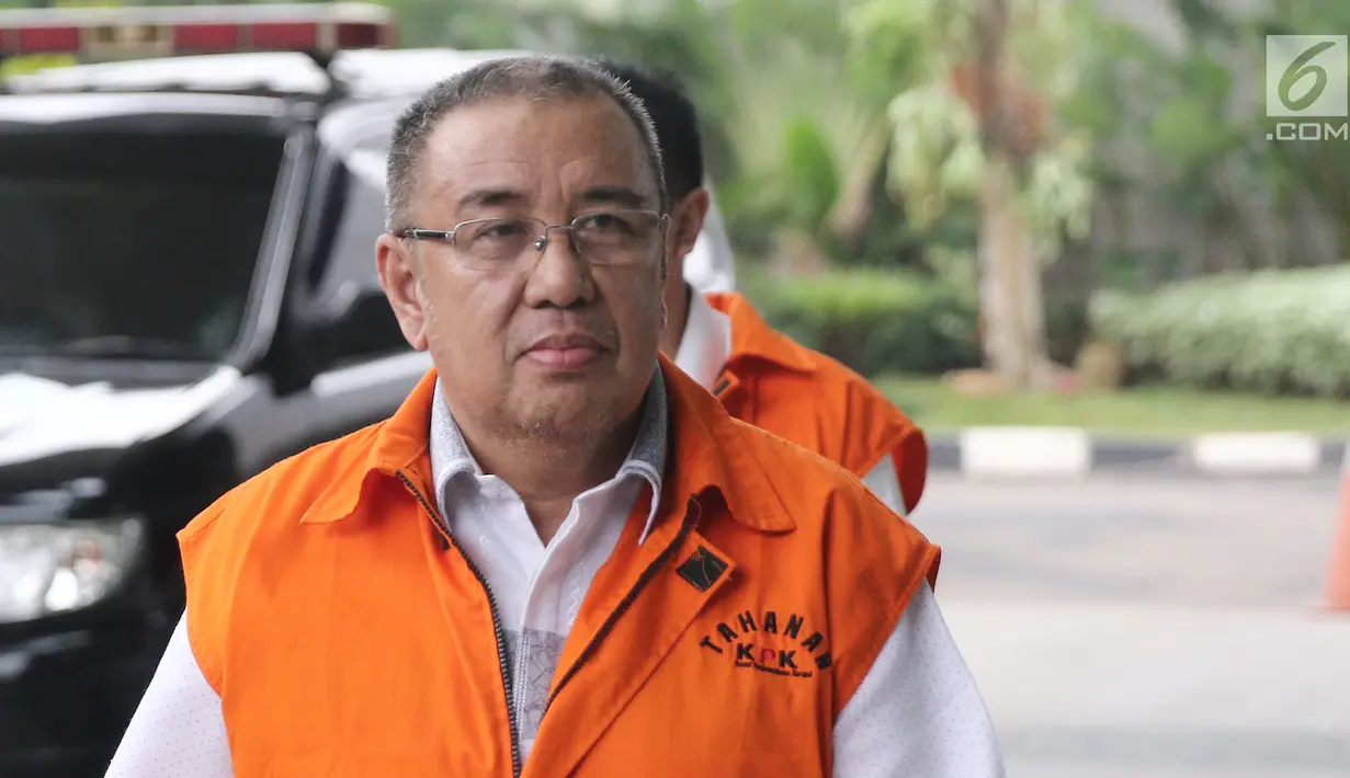 FOTO: Ekspresi Asrun dan Wali Kota Nonaktif Kendari Usai Diperiksa KPK ...