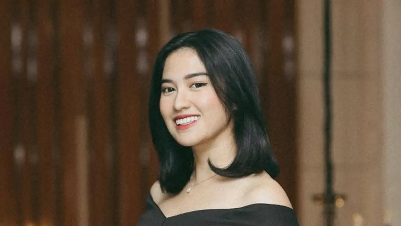 Kini Bahagia Dipersunting Luthfi Arif, Ochi Rosdiana Pernah Dekat dengan Sejumlah Pria Terkenal ...