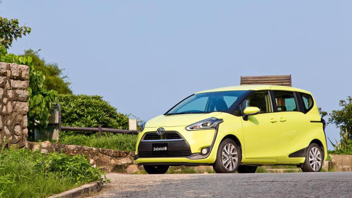 Toyota Kaji Debut Sienta di Indonesia, Lawan Kuat Honda Freed ...