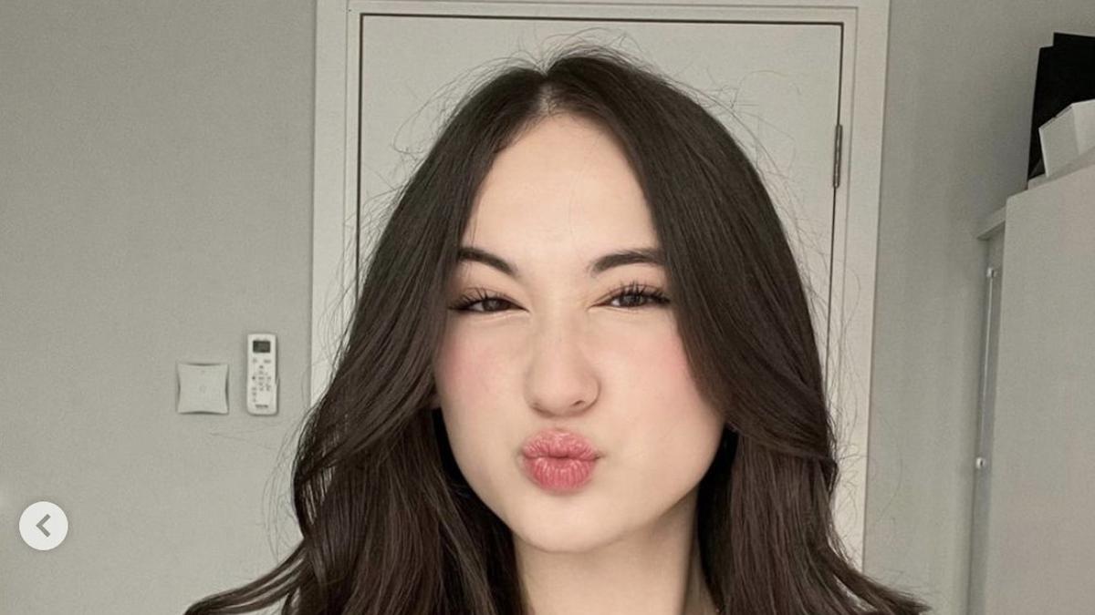 6 Inspirasi Gaya ala Y2K ala Laura Moane, Kekasih Al Ghazali yang Curi ...