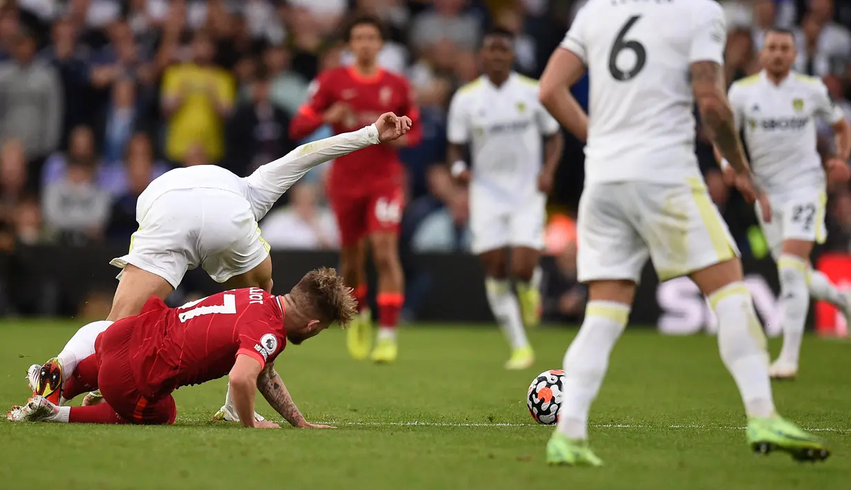 FOTO: Momen Cedera Parah Harvey Elliott di Laga Leeds United vs ...