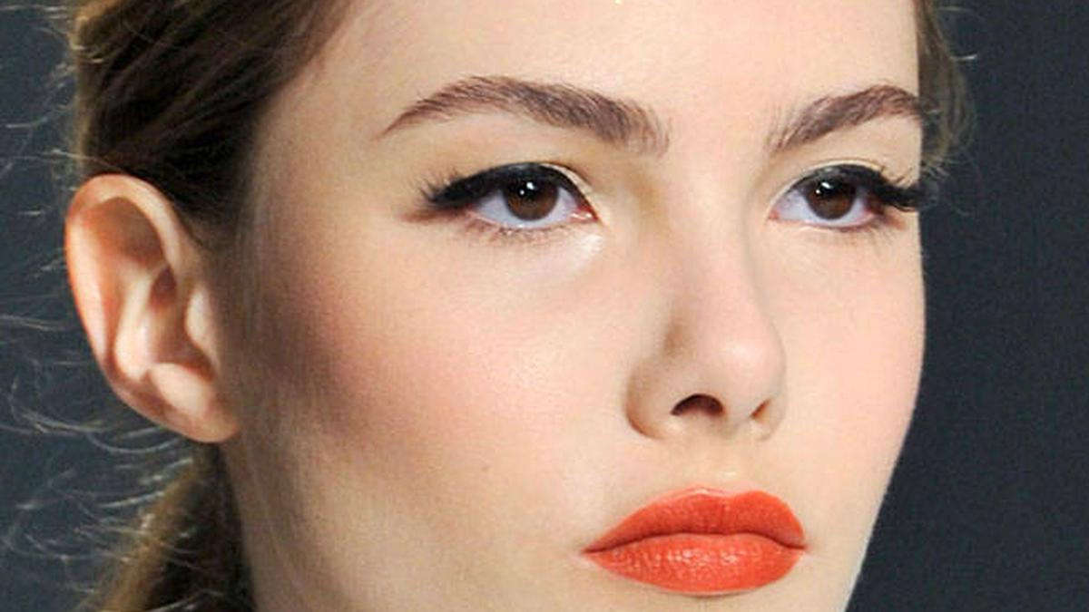 Beauty Fix: Cipratan Segar Lipstik Oranye - Fashion & Beauty Liputan6.com