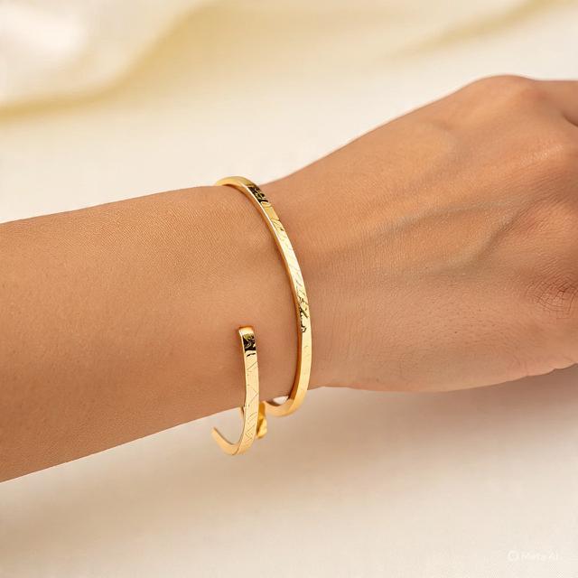 9 Model Gelang Emas yang Cocok untuk Tangan Gemuk Ibu 40-an, Tampil ...
