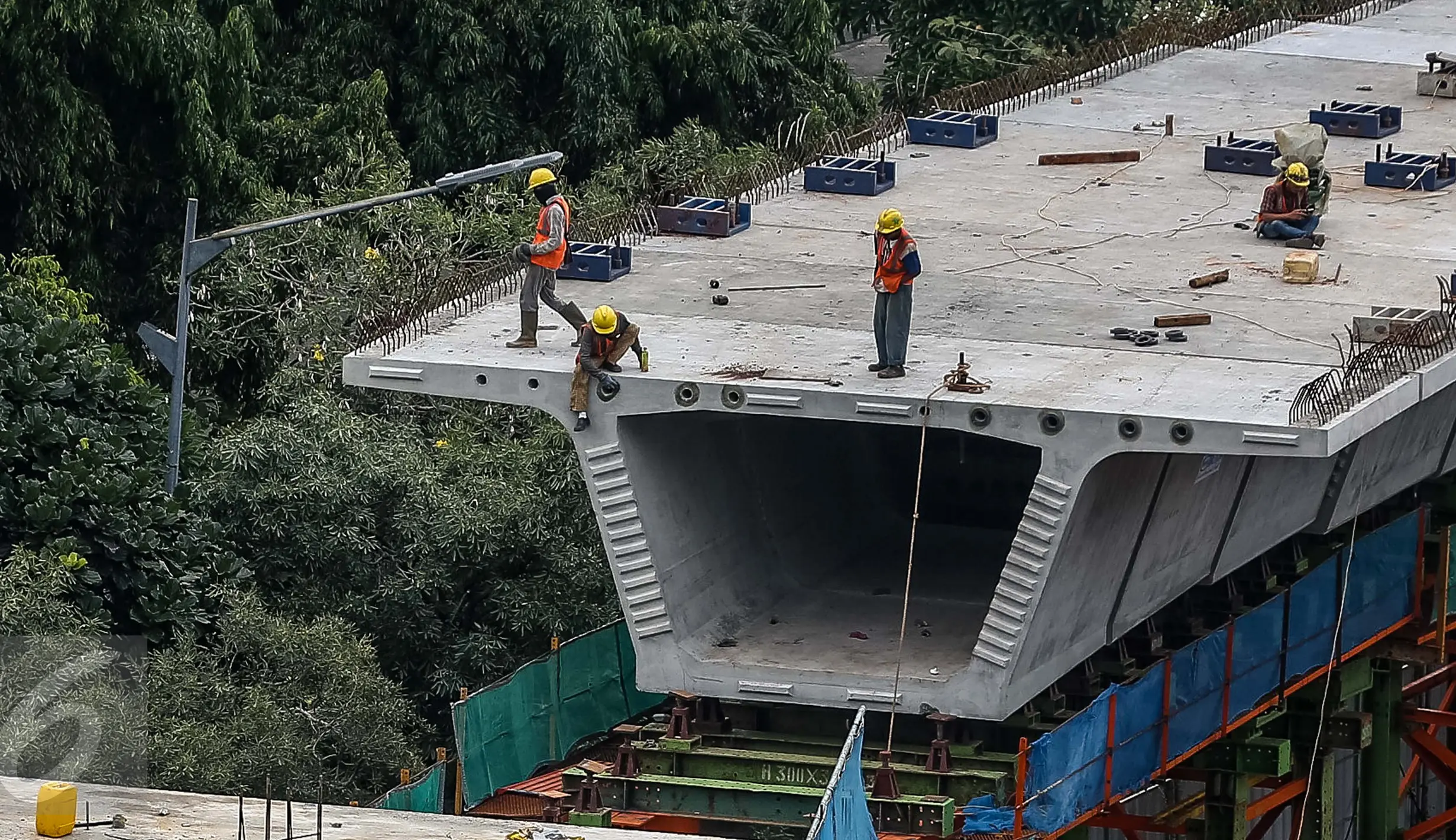 Proyek Jalan Layang Simpang Susun Semanggi Segara Rampung - Foto ...