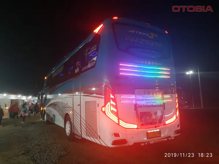 10 Potret Modifikasi Bus di Indonesia, Tampil Keren di Jalanan ...