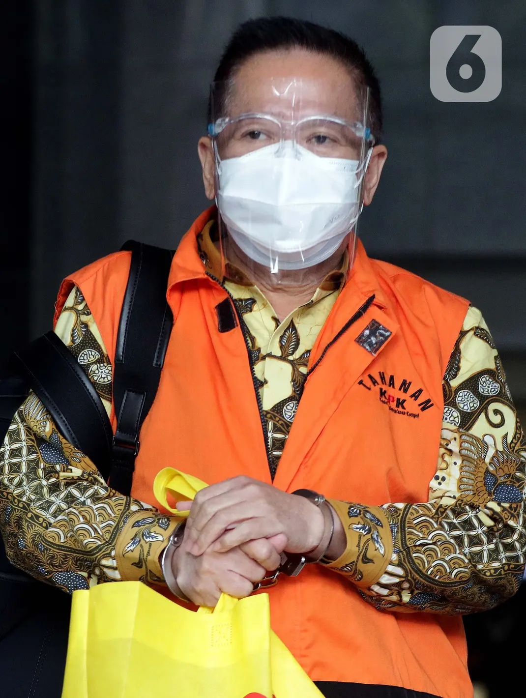 FOTO: Dua Tersangka Suap Proyek Jalan di Bengkalis Jalani Sidang Secara ...