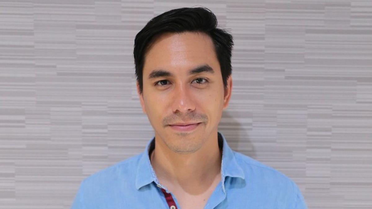 Bintangi Film Asih, Darius Sinathrya Berani Bertemu Sosok Asli Sang Hantu?