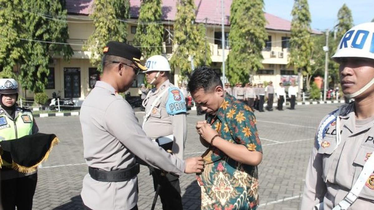 Polisi Terlibat Narkoba di Situbondo Dipecat, Masih Mendekam di Rutan - Surabaya Liputan6.com