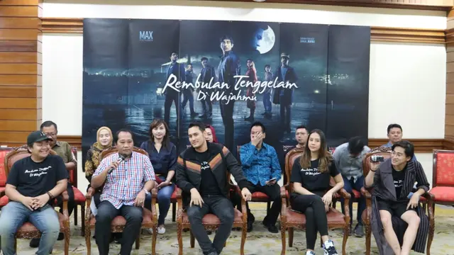 Film Rembulan Tenggelam di Wajahmu Tayang Perdana di Semarang - ShowBiz ...